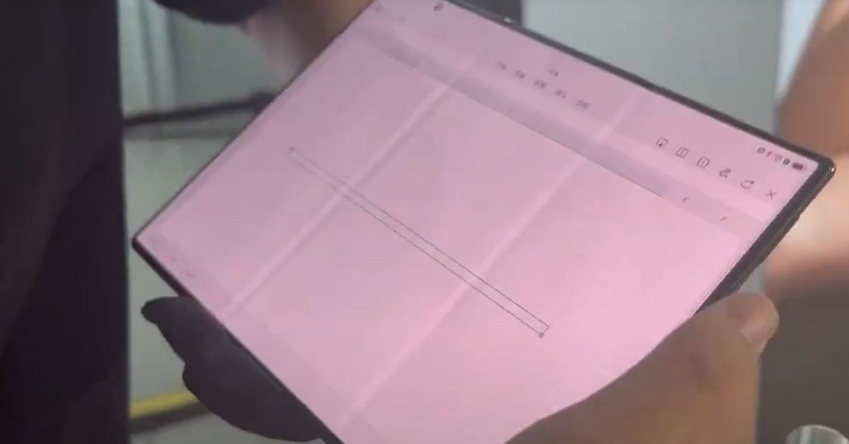 Here’s a closer look at the Huawei Mate XT triple-screen foldable | The ...