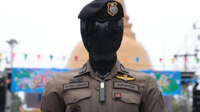 'Cyborg 1.0': World's First Robocop Debuts With Facial Recognition And ...